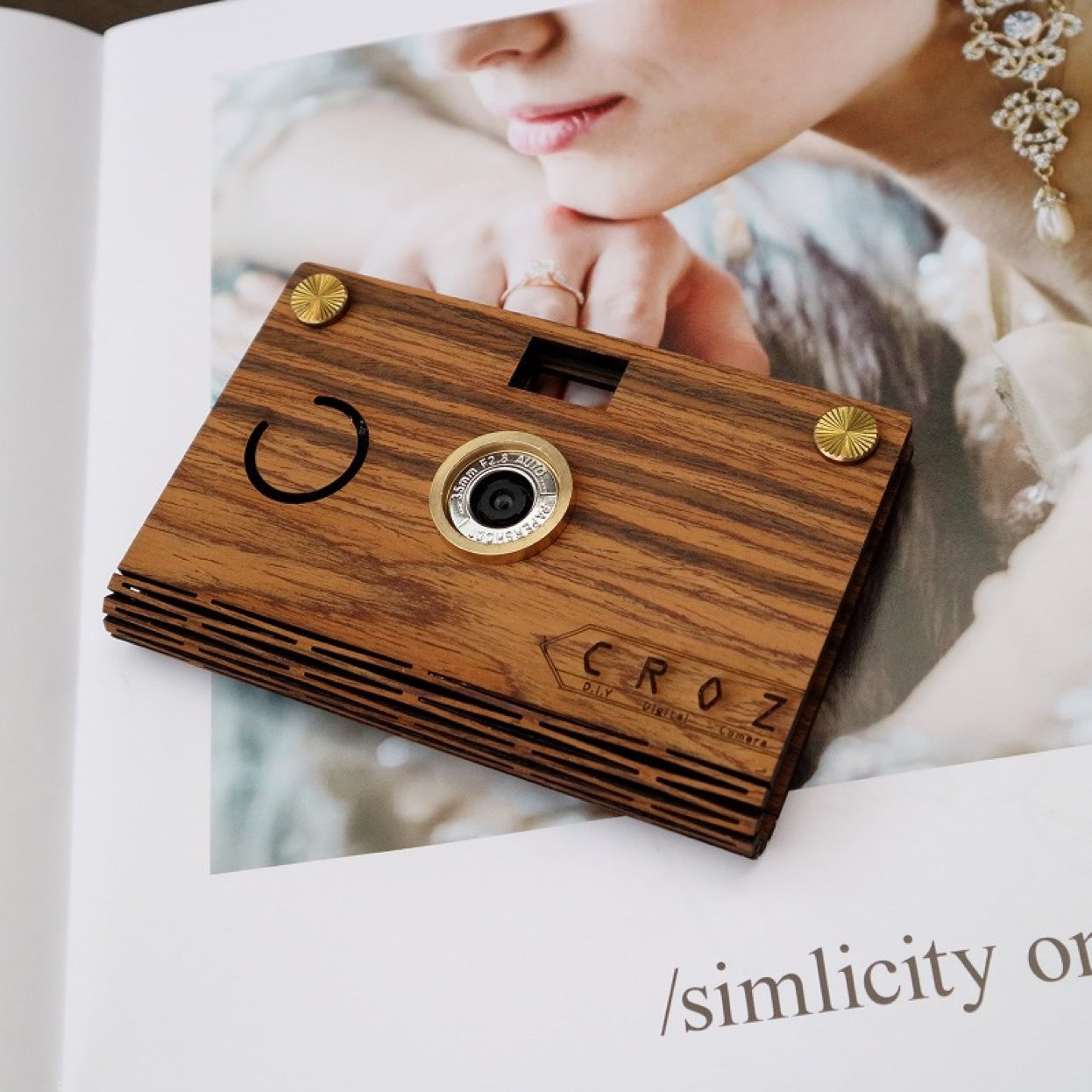 大人がハマるトイカメラ / Paper Shoot – HATCH