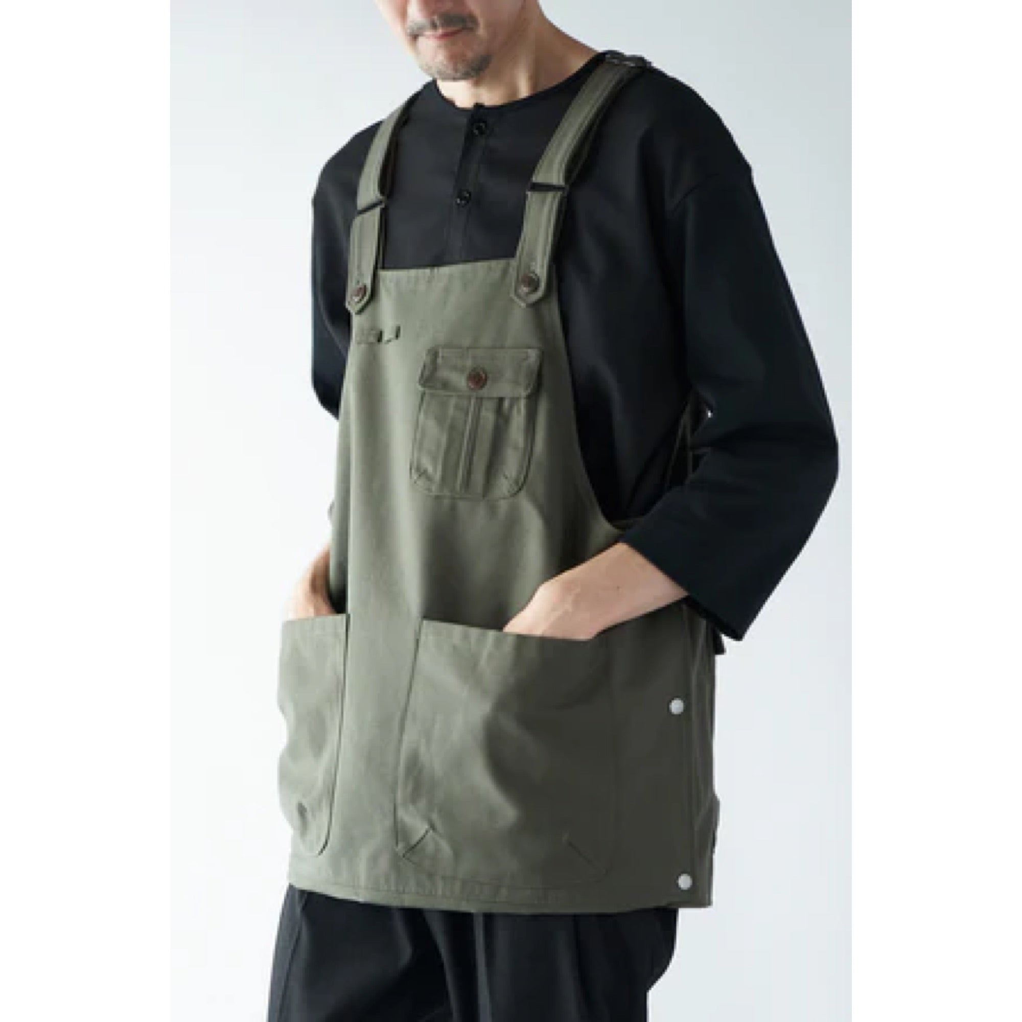 収納能力抜群なエプロン / UNFORM APRON VEST – HATCH